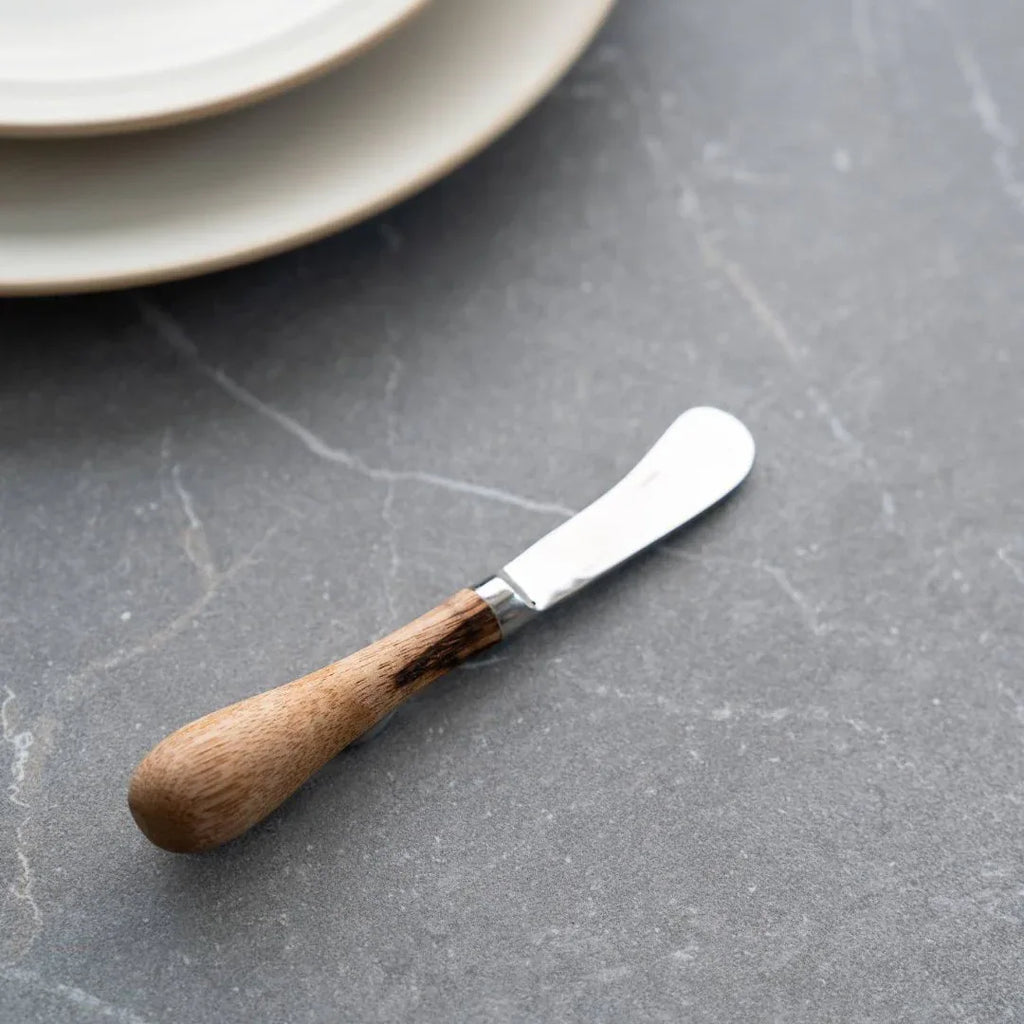 Natural Wooden Handle Steel Spreader – SBG Home & Design